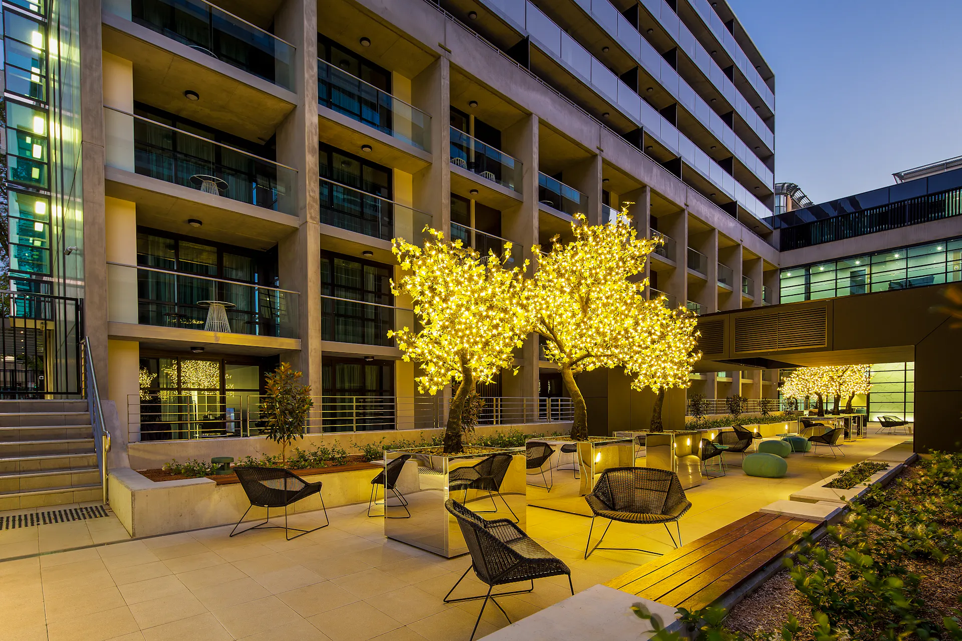 Canberra Accommodation and Luxury Hotel in Braddon | Avenue Hotel Canberra